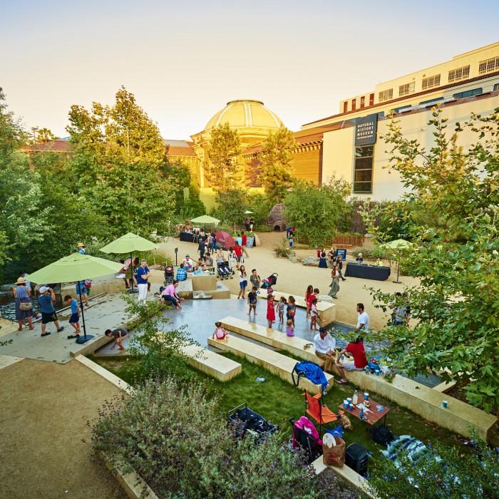 La Nhm | Teachers Discount Club